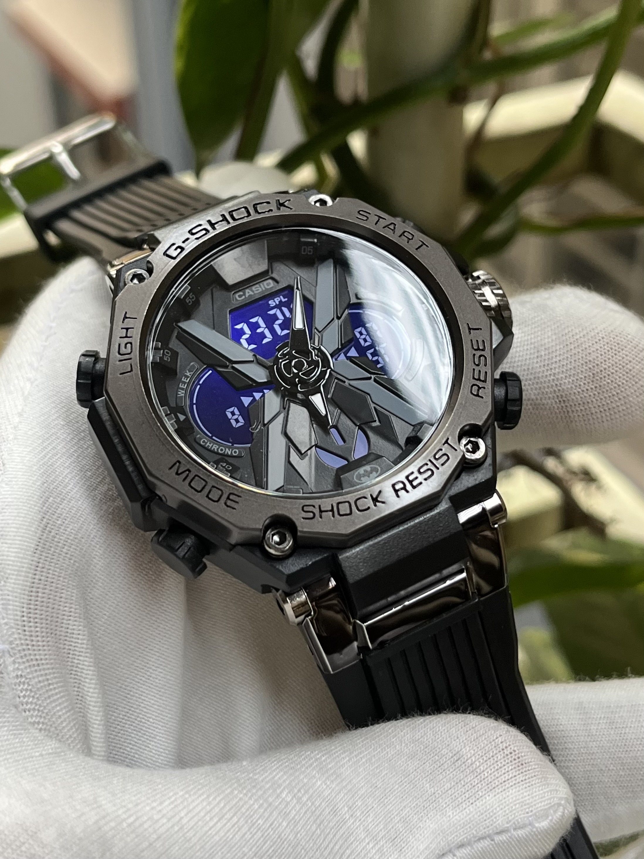 Gshock Batman | WATCH MULTIVERSE