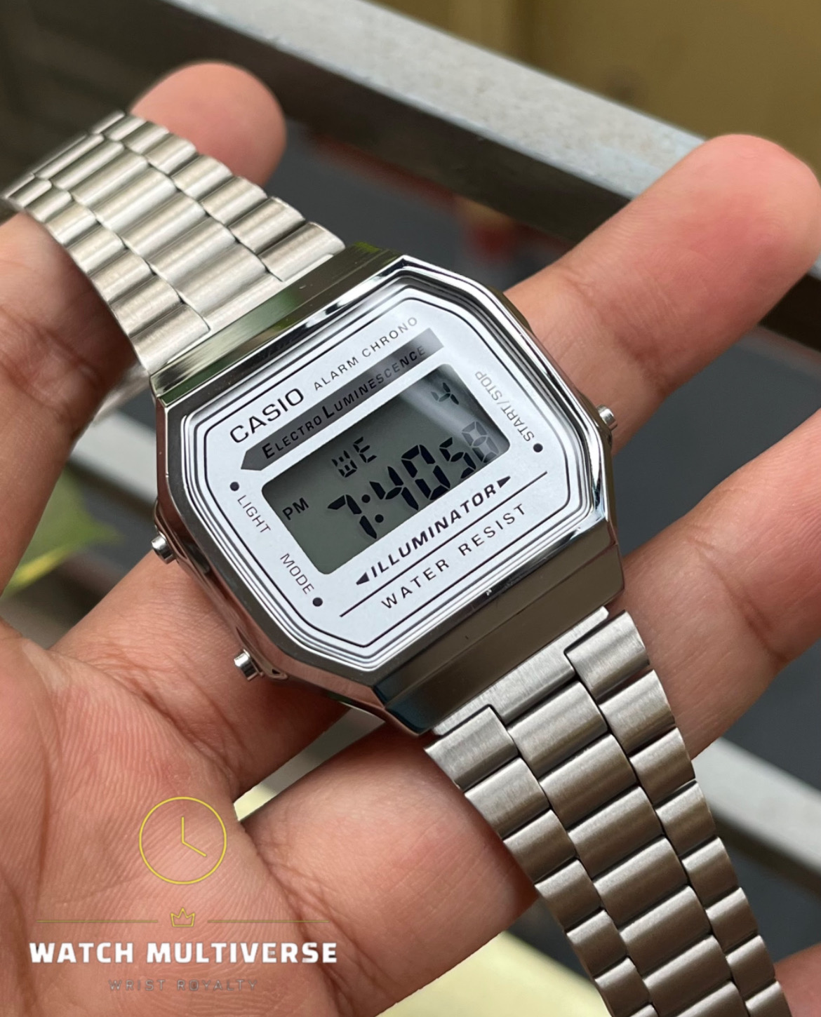 A168W White (Master Grade) | WATCH MULTIVERSE