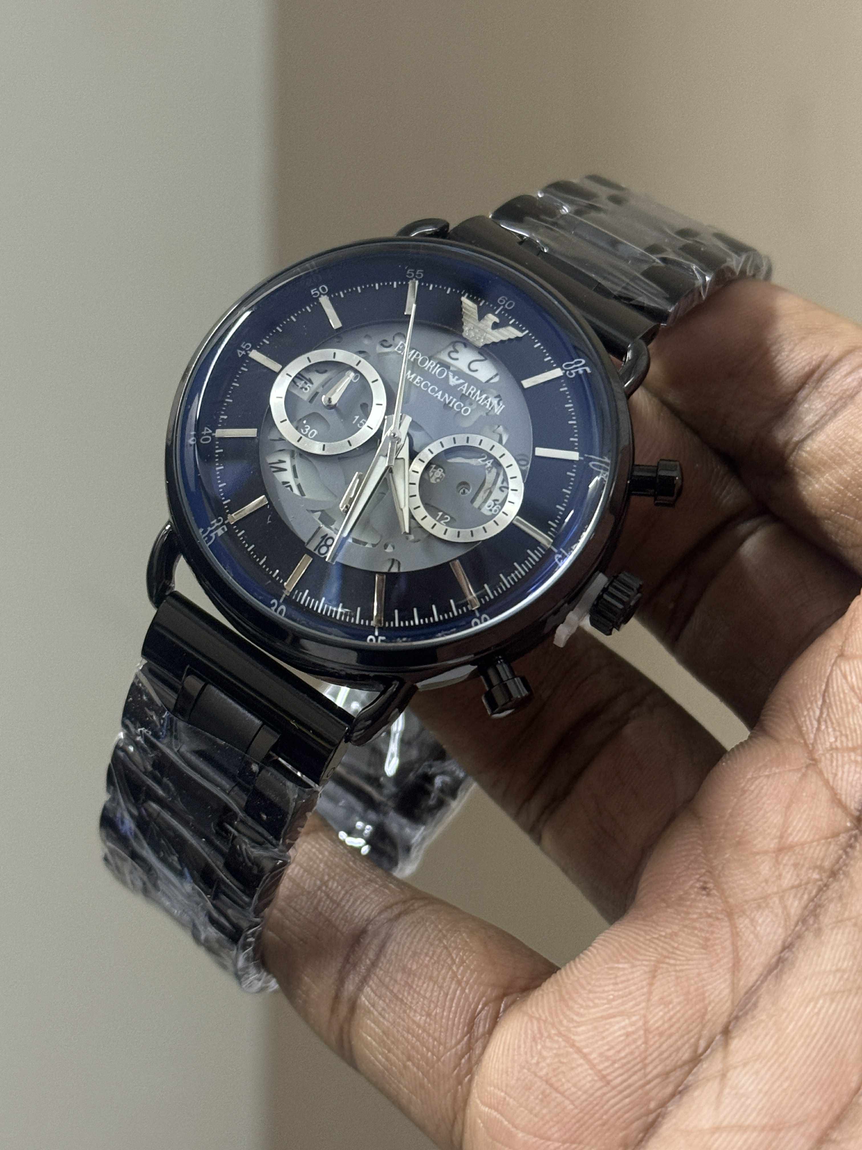 ARMANI CHAIN OVAL GLASS MECCANICO FULL BLACK | Watch Legion BD